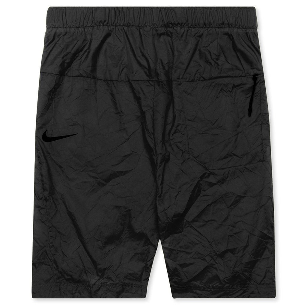 Sportswear Tech Pack - Black – Feature
