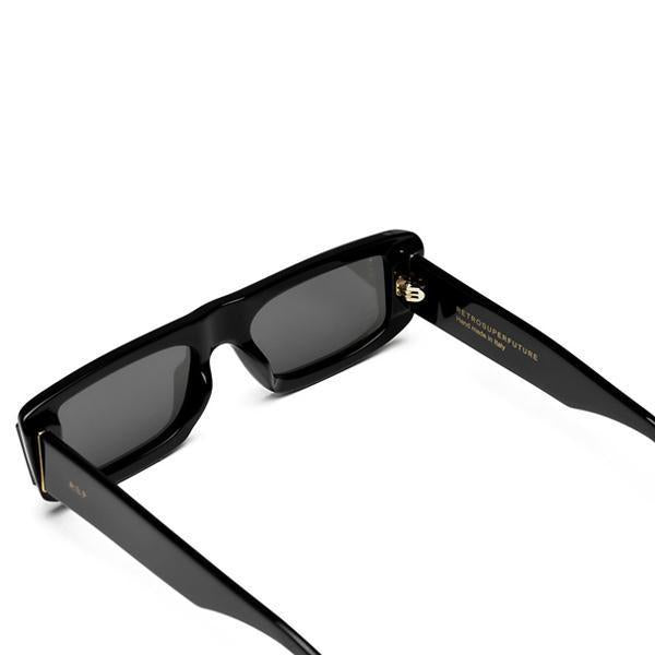 Issimo Black - Black – Feature