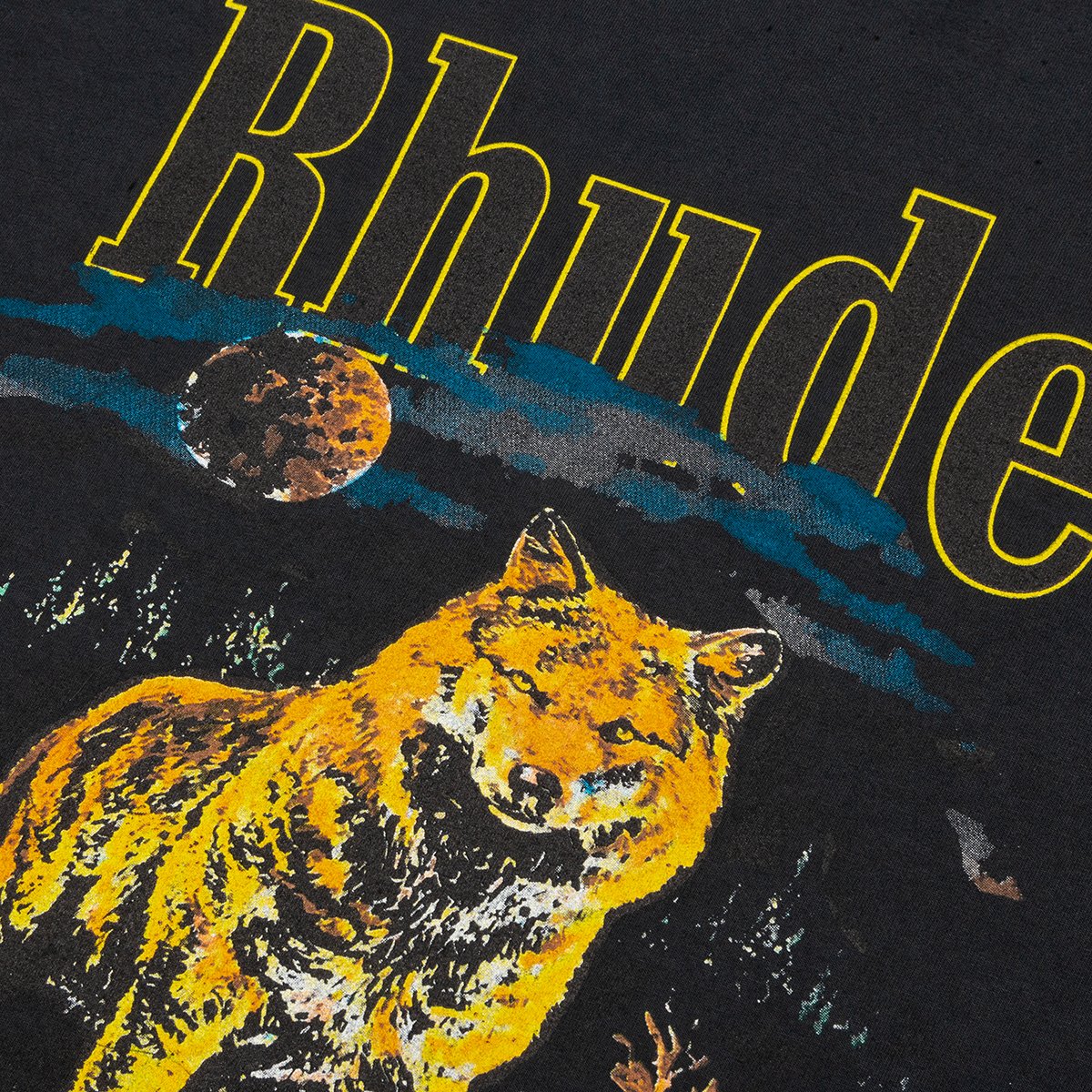 Wolf Tee - Black – Feature