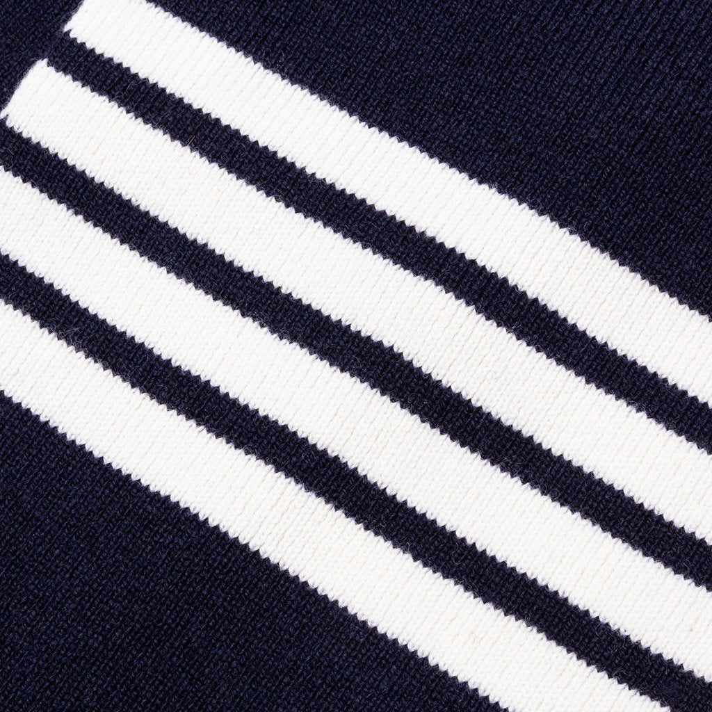 Full Needle Rib Scarf - Navy – Feature