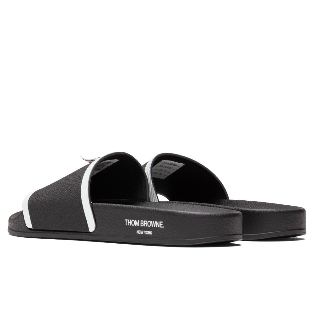 Rubber Pool Slide - Black – Feature