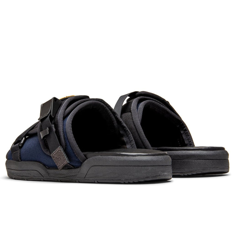 Christo 2-Tone - Black – Feature